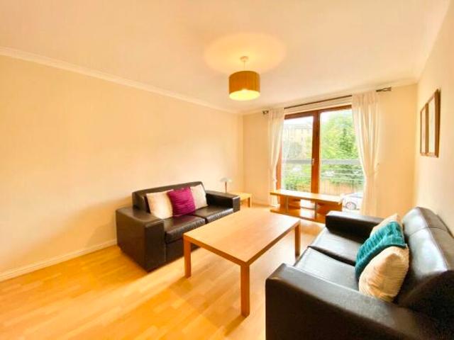 2 bedroom flat for rent in Haugh Road, Yorkhill, Glasgow, G3