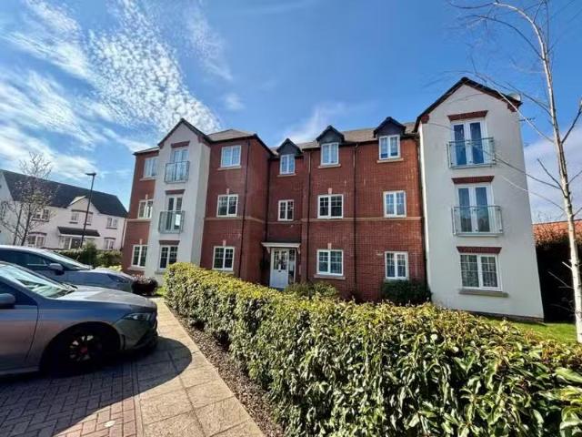 2 bedroom flat for rent in Hawthorn Way, Birmingham, West Midl.