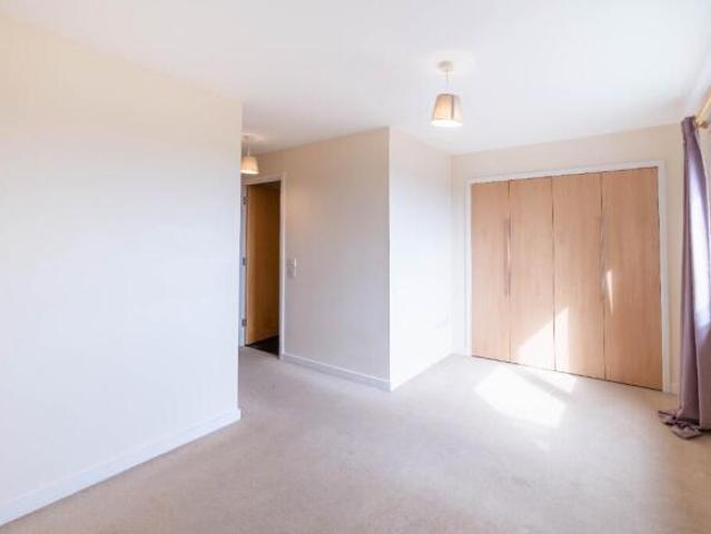 2 bedroom flat for rent in Hawkhill Close, Easter Road, Edinburgh, EH7