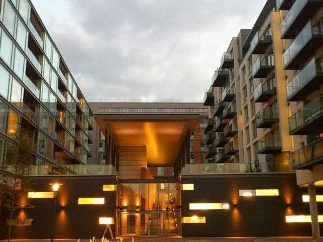 2 Bedroom Flat For Rent In Hayes, Middlesex