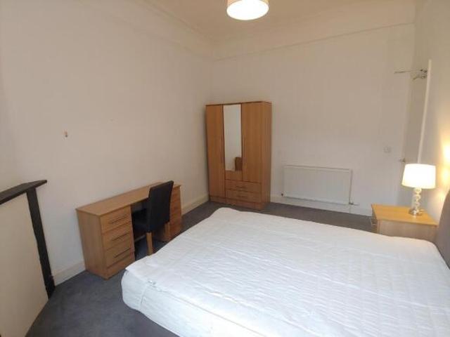 2 bedroom flat for rent in Haymarket Terrace, West End, Edinburgh, EH12