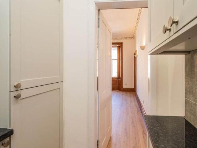 2 bedroom flat for rent in Henderson Row, Stockbridge, Edinburgh, EH3