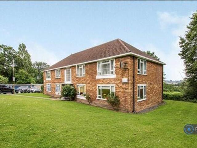 2 Bedroom Flat For Rent In Hendon