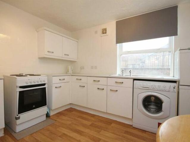 2 bedroom flat for rent in Henley Lodge, Willow Walk, Walthamstow, E17