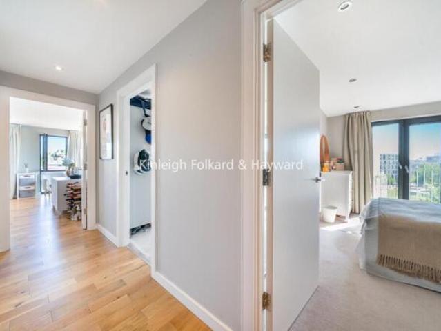 2 bedroom flat for rent in Henry Road, London, SW9