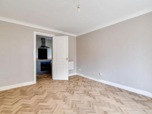 2 bedroom flat for rent in Heathcote Close, Chester, CH2
