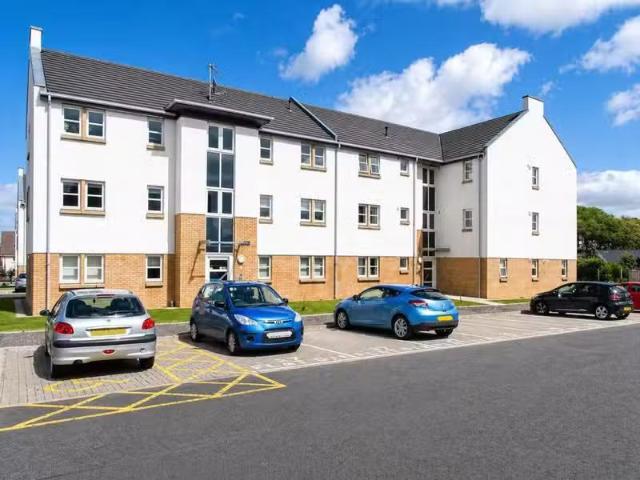 2 bedroom flat for rent in Heather Wynd, Glasgow, G77