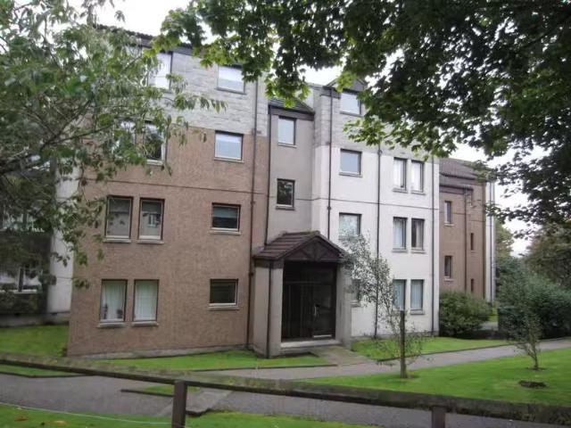 2 bedroom flat for rent in Headland Court, Aberdeen, AB10