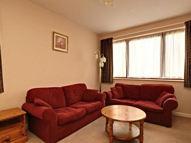 2 bedroom flat for rent in Hertford College Graduate, OX1