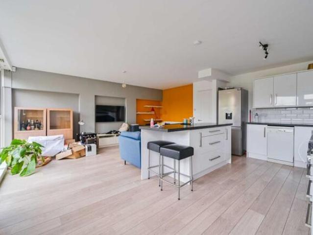 2 bedroom flat for rent in Hertford Road, N1, De Beauvoir Town, London, N1
