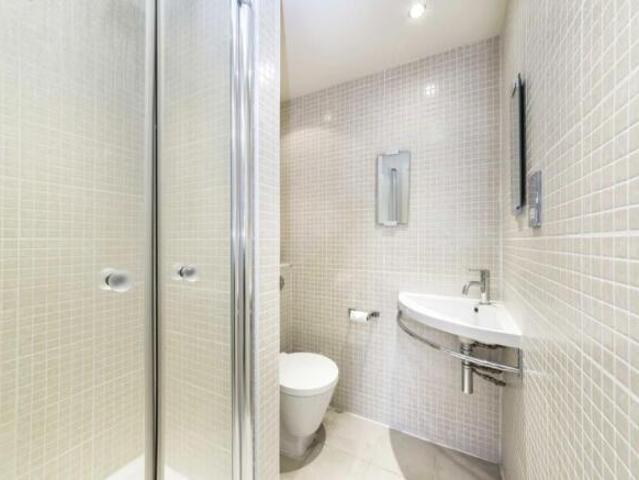 2 bedroom flat for rent in Hertford Street, Mayfair, W1J