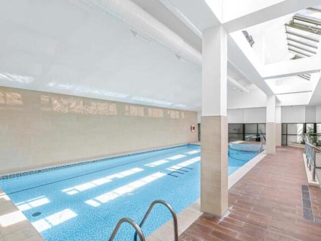2 bedroom flat for rent in Herbal Hill, Farringdon, London, EC1R
