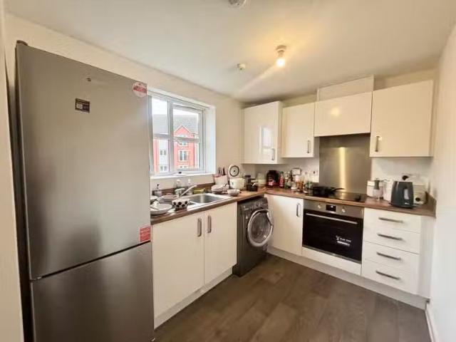 2 bedroom flat for rent in Heroes Drive, B29