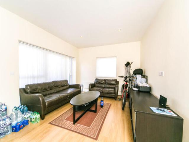 2 bedroom flat for rent in Heron House, Rushley Way, Reading, RG2