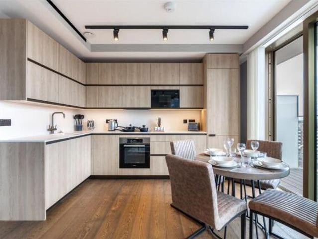 2 bedroom flat for rent in Hewett Street, Shoreditch, EC2A