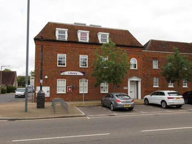 2 bedroom flat for rent in High Street Baldock SG7 6BE SG7