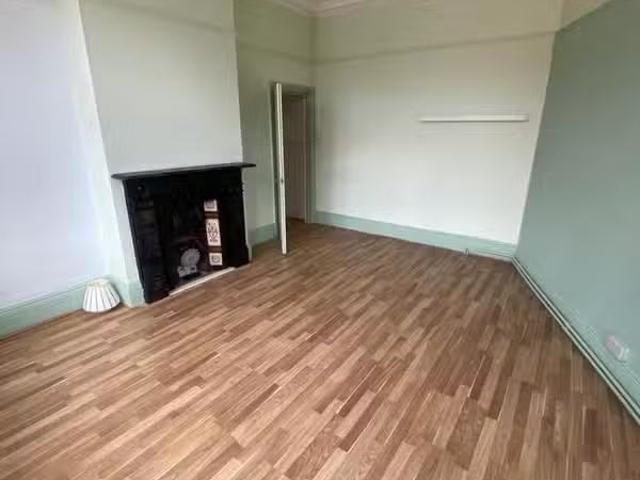2 bedroom flat for rent in, High Street, Birmingham, West Mid.