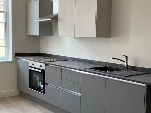 2 bedroom flat for rent in High Street, Coleshill, B46