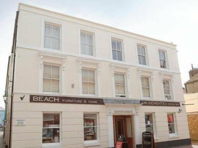2 bedroom flat for rent in High Street Deal CT14