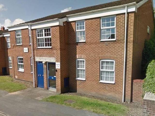 2 bedroom flat for rent in High Street DN17