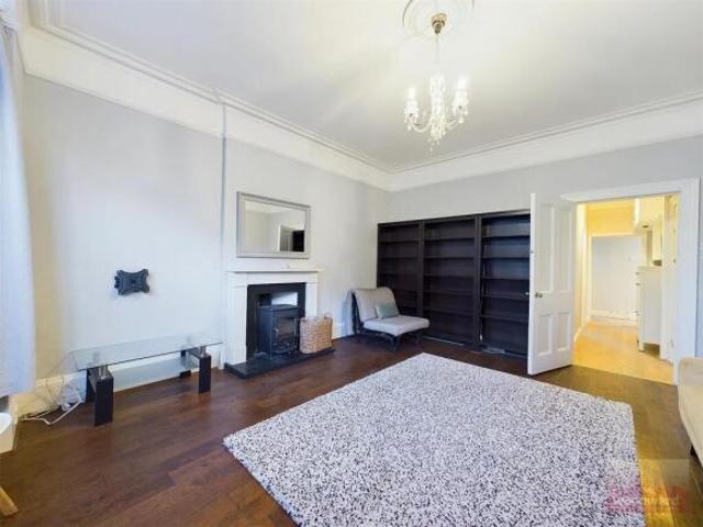 2 bedroom flat for rent in High Street, Harrow on the Hill, HA1