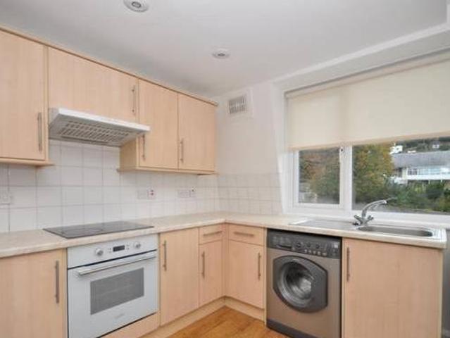 2 bedroom flat for rent in High Street Hythe CT21