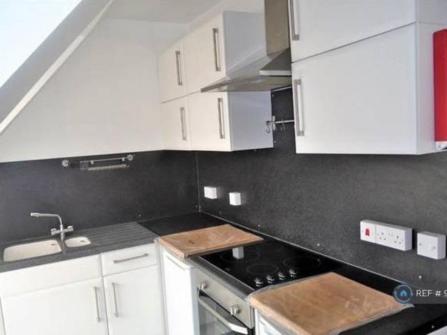 2 bedroom flat for rent in High Street Laurencekirk AB30