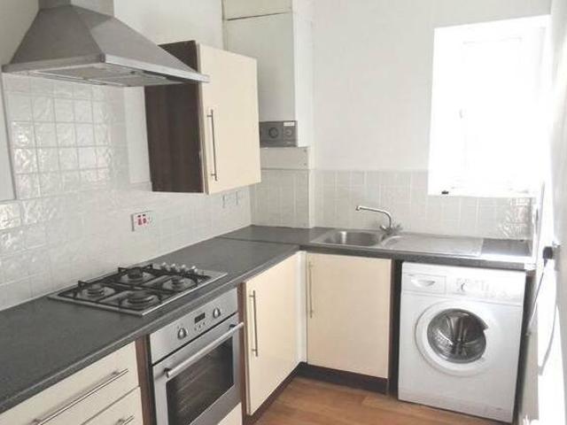 2 bedroom flat for rent in High StreetHanhamBristolBS15