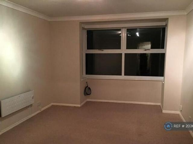 2 Bedroom Flat For Rent In High Wycombe