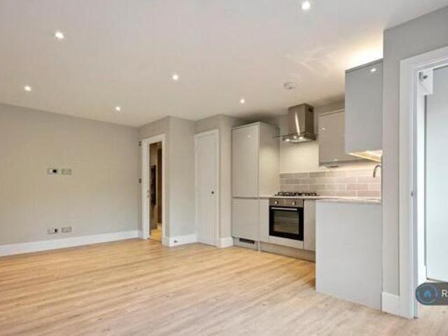 2 Bedroom Flat For Rent In High Wycombe