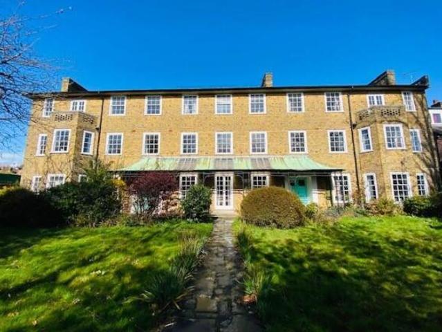 2 bedroom flat for rent in Highfield Lodge, Highfield Lane, Southampton, Hampshire, SO17 1WF, SO17