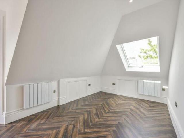 2 bedroom flat for rent in Hillmarton, Islington, London, N7