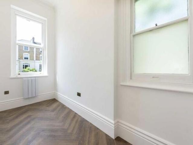 2 bedroom flat for rent in Hillmarton Road, Hillmarton Conservation Area, N7