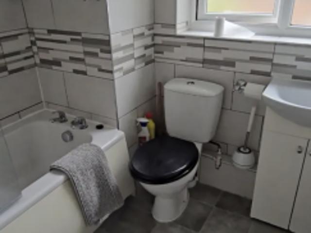 2 bedroom flat for rent in Hirst Court, Nottingham, NG7