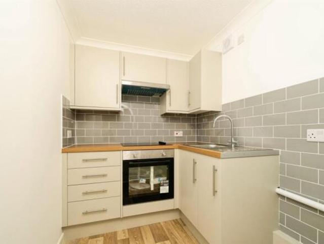 2 bedroom flat for rent in Homeclyst House, Alphington Street, EX2