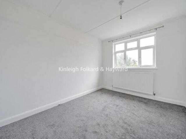 2 bedroom flat for rent in Homesdale Road, Bromley, Kent, BR2