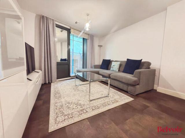 2 bedroom flat for rent in Honeybourne Way, Cheltenham, GL50