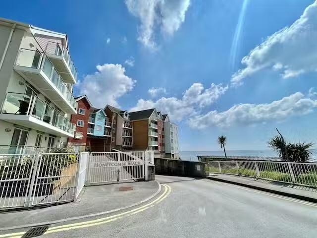 2 bedroom flat for rent in Honeycombe Chine, BH5