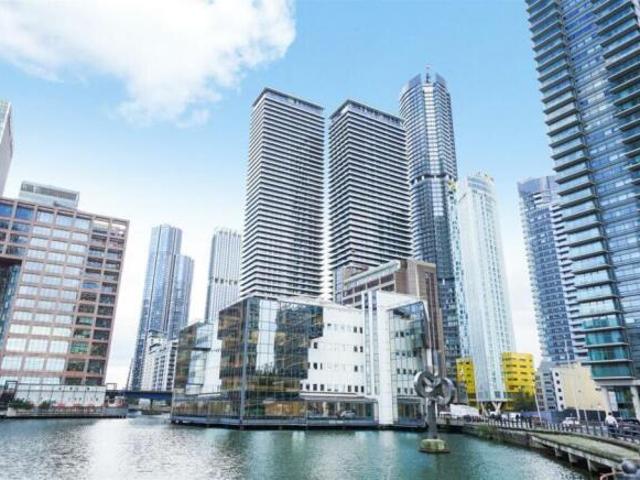 2 bedroom flat for rent in Hobart Building, 2 Wards Place, Canary Wharf, E14