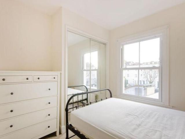 2 bedroom flat for rent in Hogarth Road, Earls Court, London, SW5