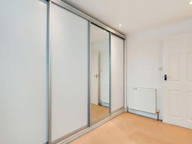 2 bedroom flat for rent in. Hogarth Road, Earls Court, London, SW5