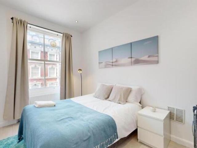 2 bedroom flat for rent in Hogarth Road, Earls Court, SW5