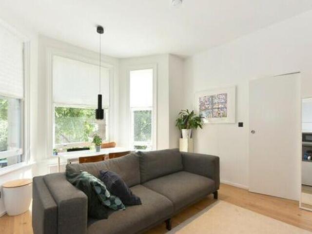 2 Bedroom Flat For Rent In Holland Park