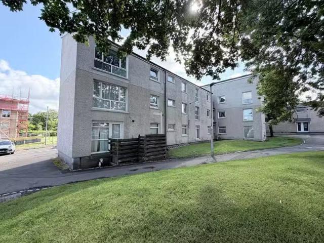 2 bedroom flat for rent in Hornbeam Road, Abronhill, Cumbernau.
