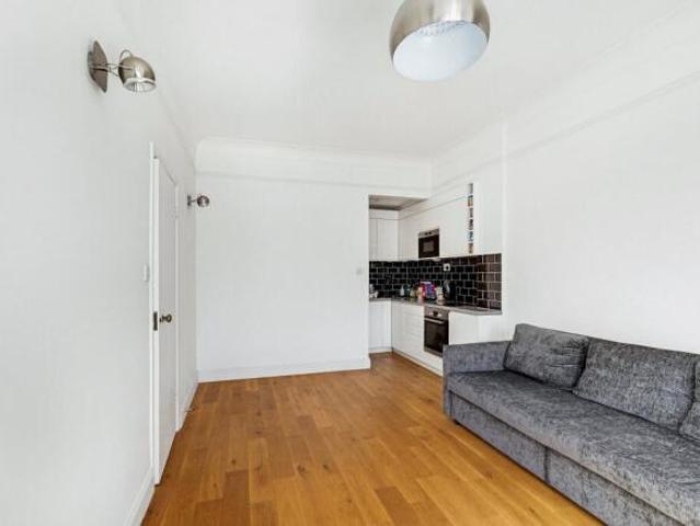 2 bedroom flat for rent in Hornton Street, Campden Hill, W8