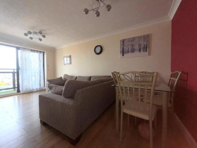 2 bedroom flat for rent in Horse Sands Close, Southsea, Hampshire, PO4