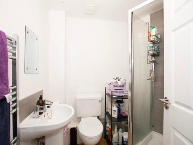 2 bedroom flat for rent in Hotwell Road, Bristol, BS8