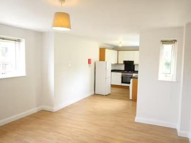 2 bedroom flat for rent in Hotwell Road, Bristol, BS8