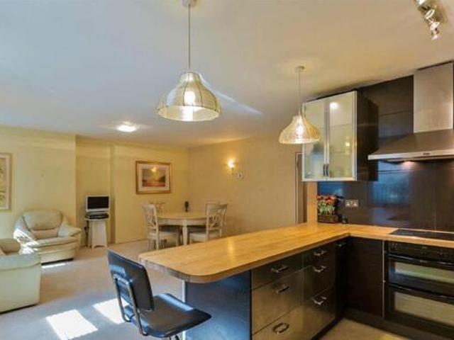 2 Bedroom Flat For Rent In Hove