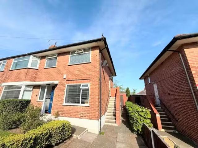 2 bedroom flat for rent in Hughes Avenue, Prescot, L35